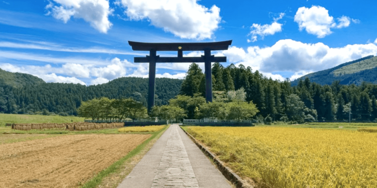 Kumano Hongu Area - SNOW MONKEY RESORTS