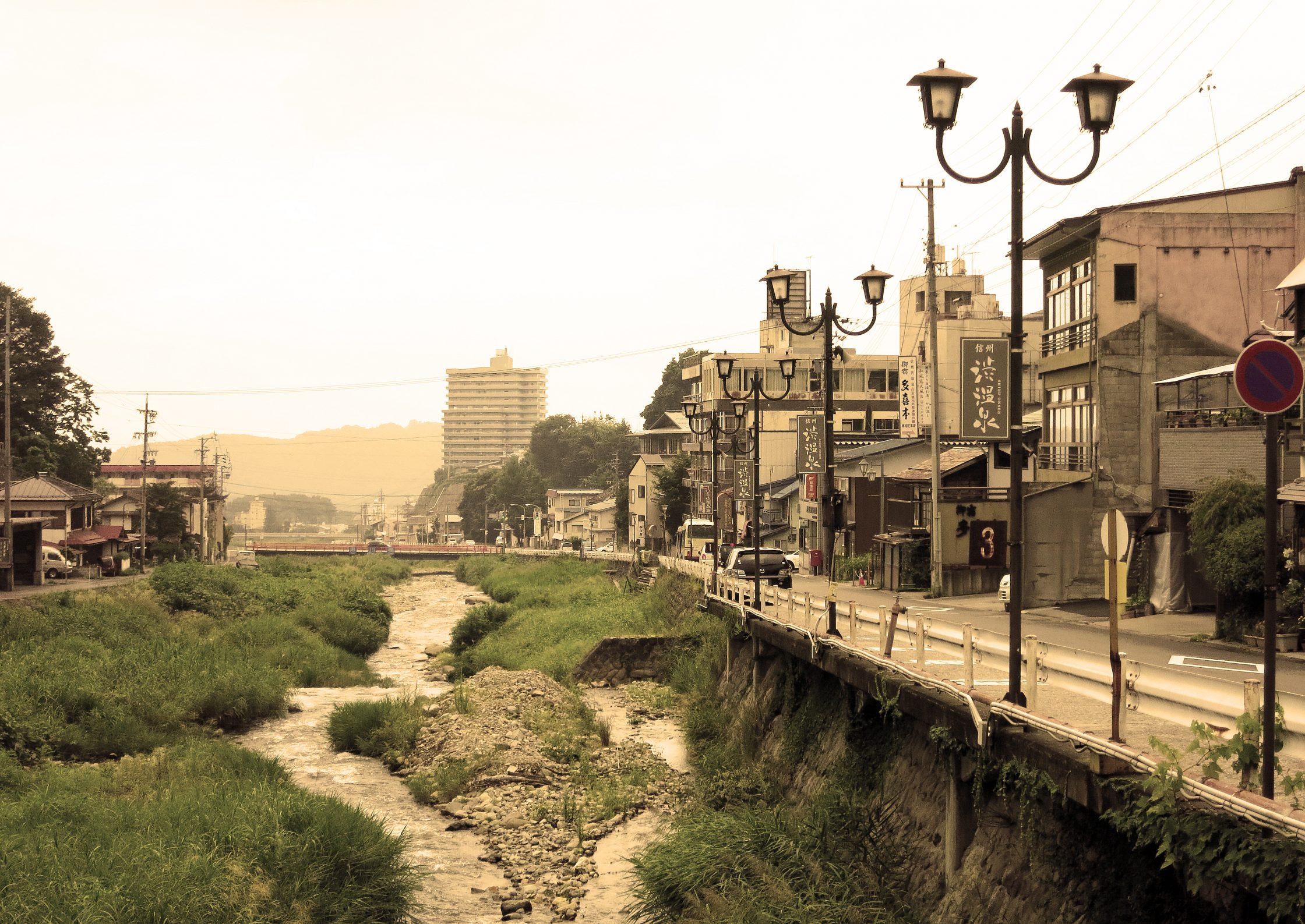 Explore Shibu Onsen - SNOW MONKEY RESORTS