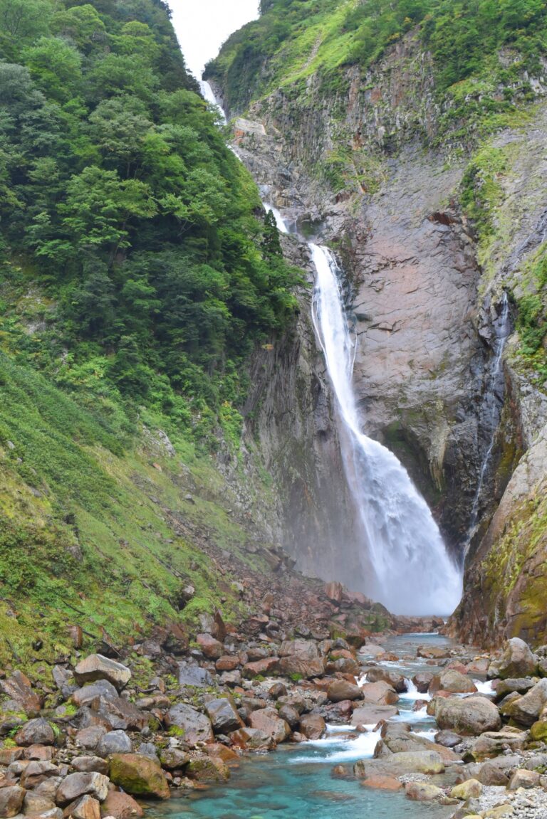 25 Things to Do in & Around Toyama - SNOW MONKEY RESORTS