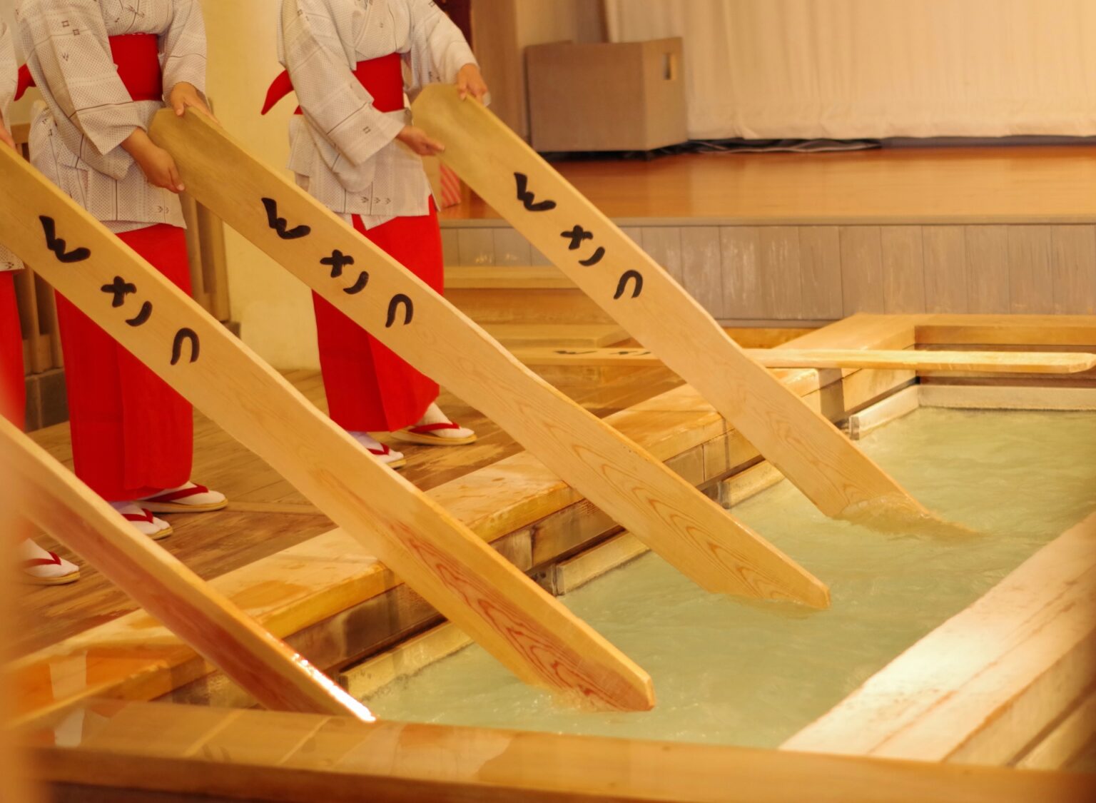25 Things to Do Around Kusatsu Onsen & Where to Stay - SNOW MONKEY RESORTS