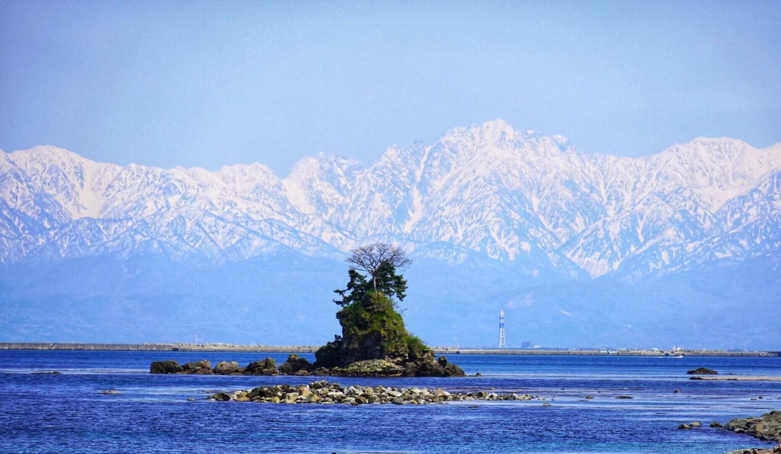 Limited Express Thunderbird (Osaka-Kyoto-Tsuruga) - Snow Monkey Resorts