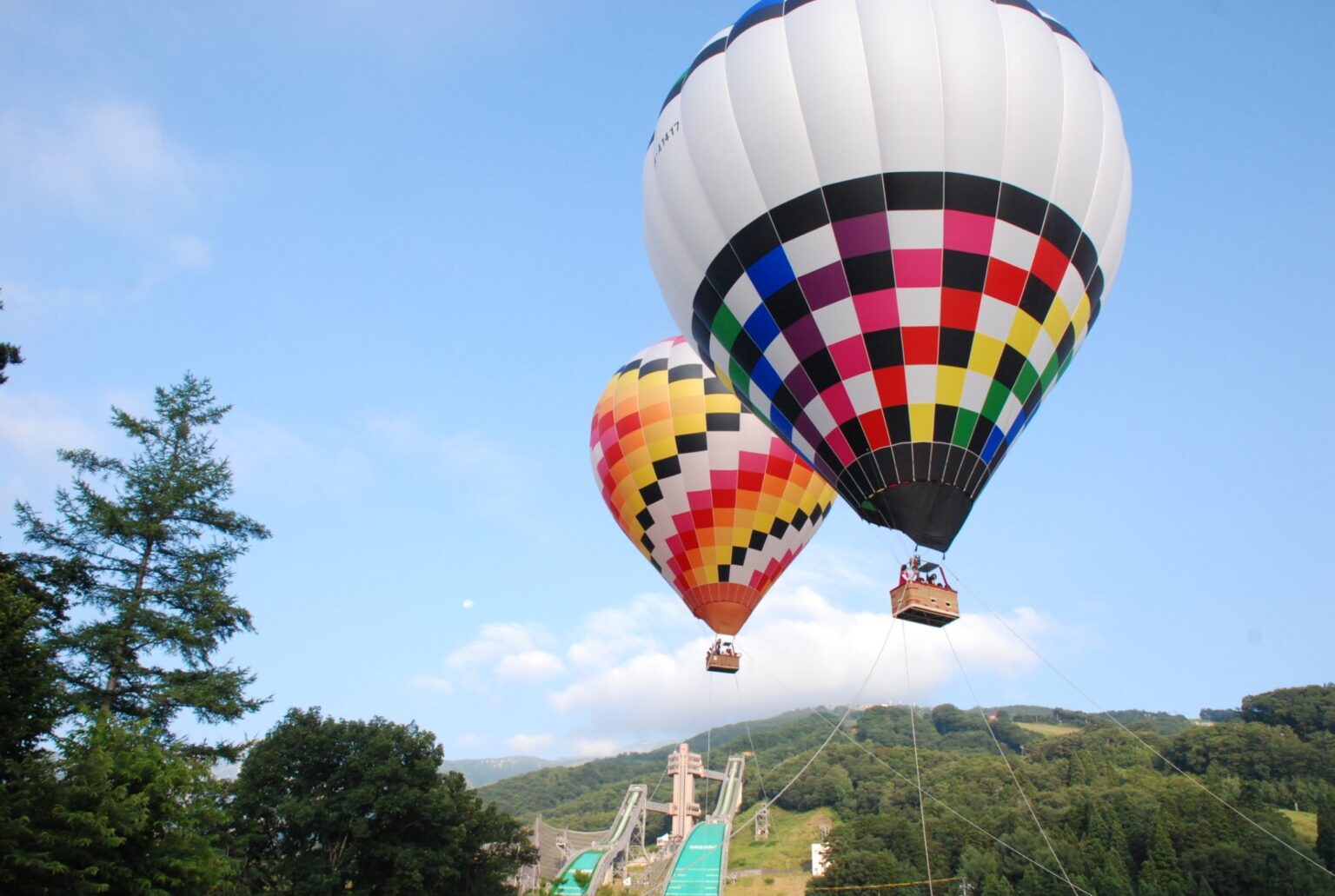 25 Best Outoor & Adventure Experiences in Japan - SNOW MONKEY RESORTS