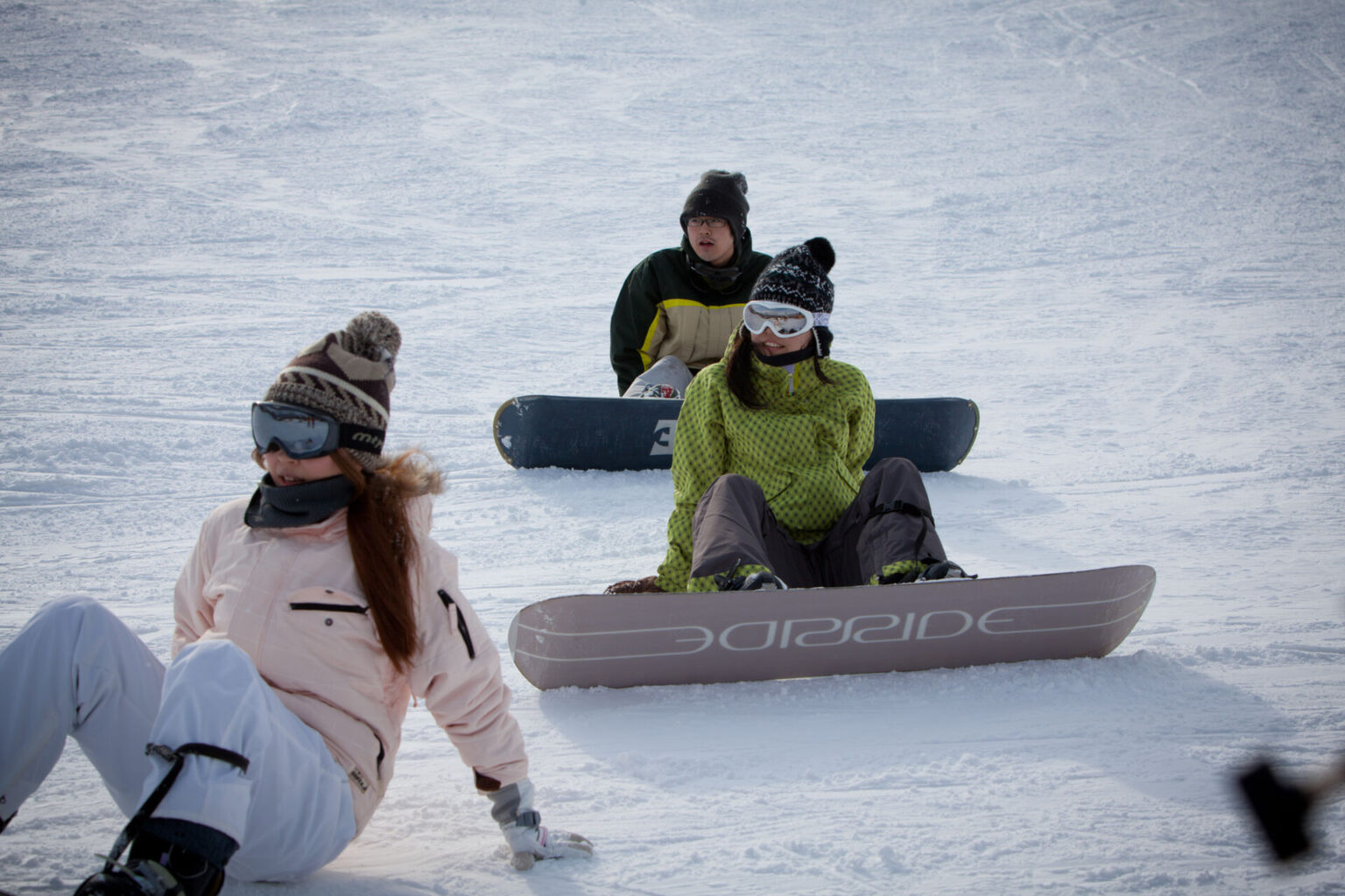 Hakuba: Iwatake Snow Field - SNOW MONKEY RESORTS