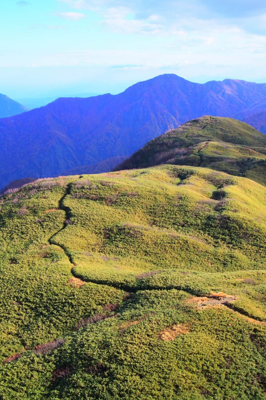 Myoko-Togakushi Renzan National Park - SNOW MONKEY RESORTS