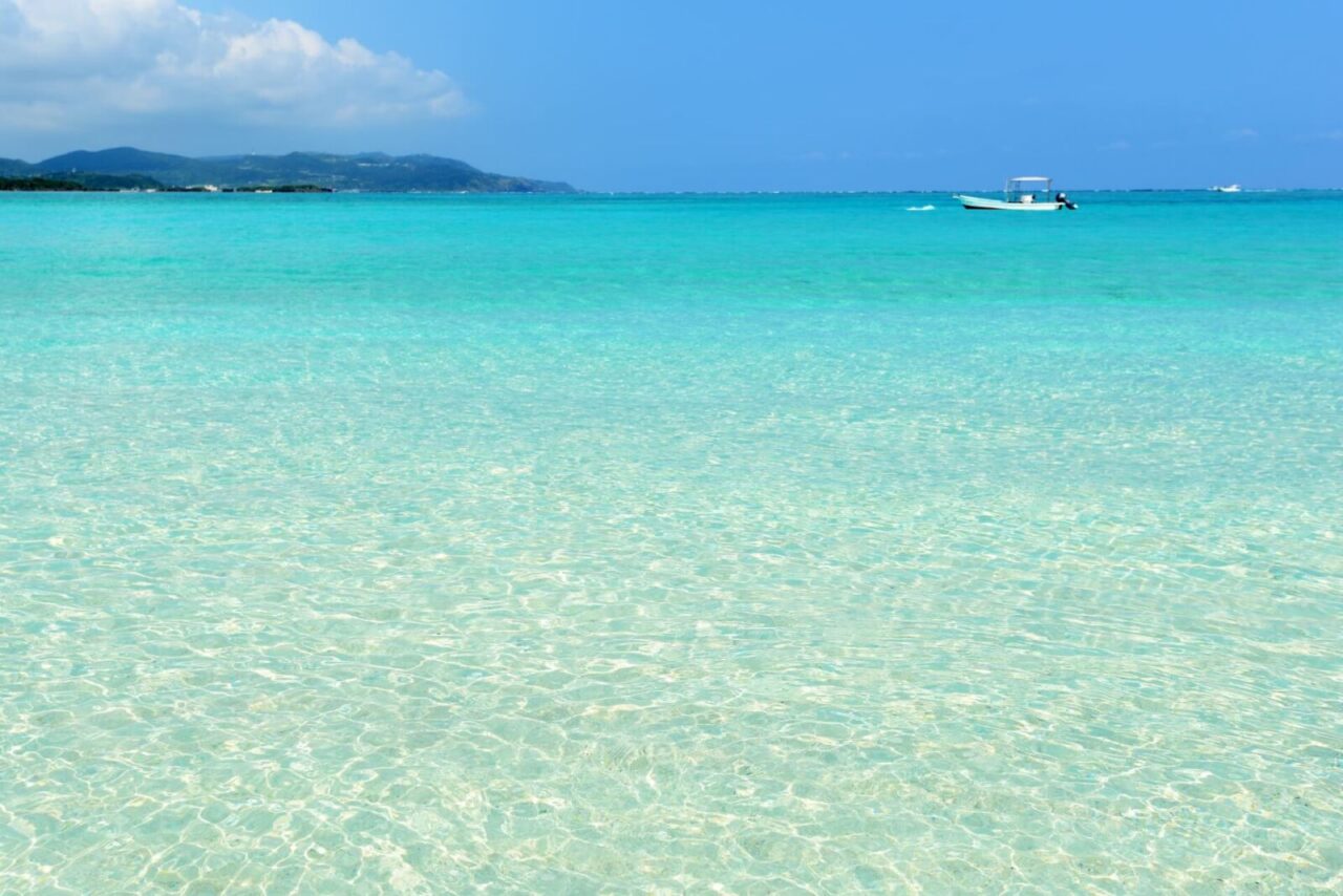 Okinawa: Kume Island - SNOW MONKEY RESORTS