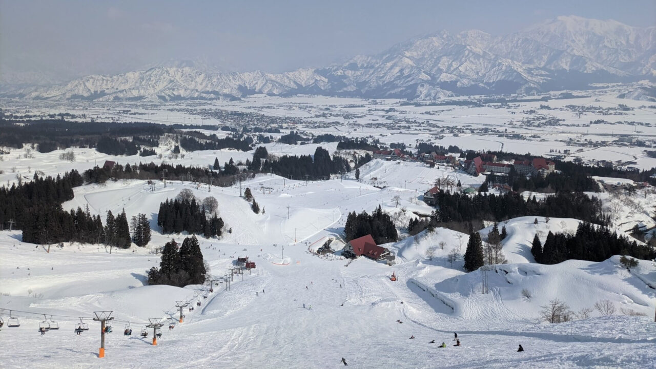 Best Places to Stay in Yuzawa - SNOW MONKEY RESORTS