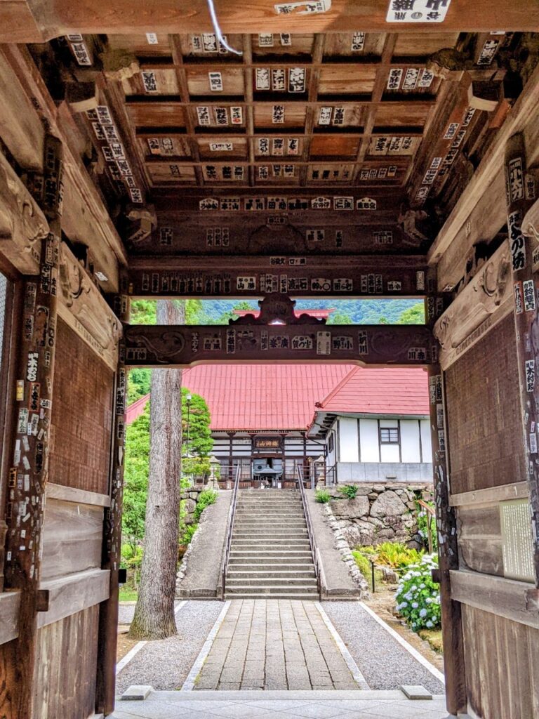 15 Things to Do Around Obuse & Where to Stay - SNOW MONKEY RESORTS