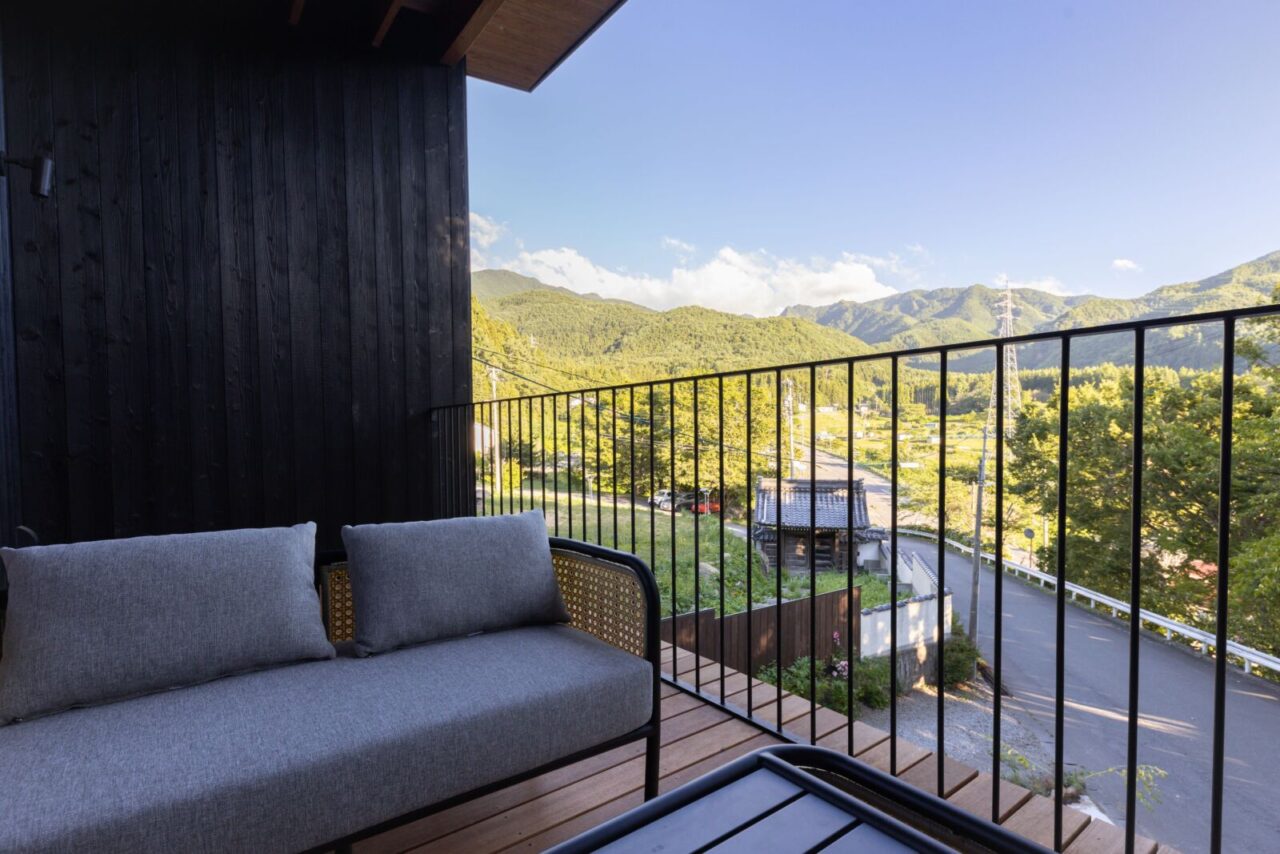 2-Day Snow Monkeys & Nagano Cultural Tour inc. Luxury Villa Stay - SNOW ...