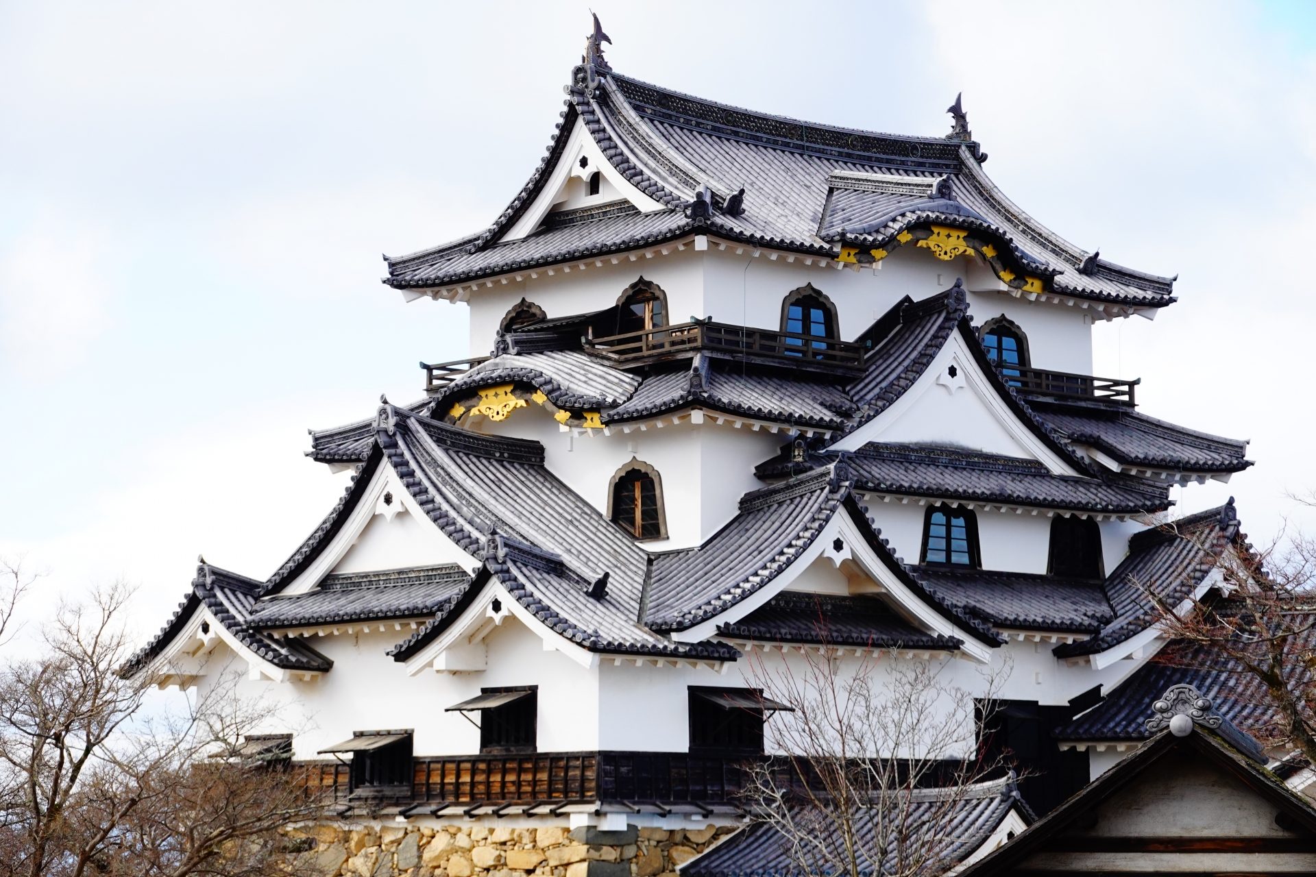 Hikone Castle - SNOW MONKEY RESORTS