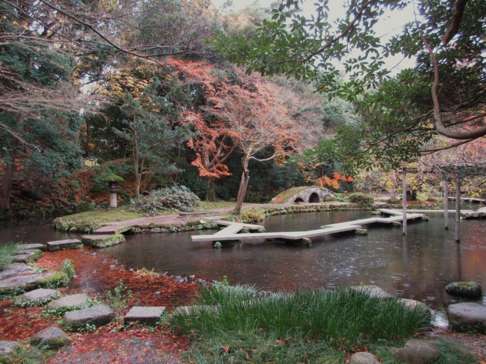 Best Spots for Autumn Leaves Around Kanazawa - Snow Monkey Resorts