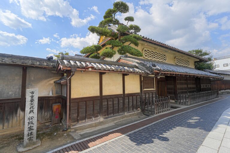 1-Day Tour: Takehara Historical Townscape & Rabbit Island - Snow Monkey ...