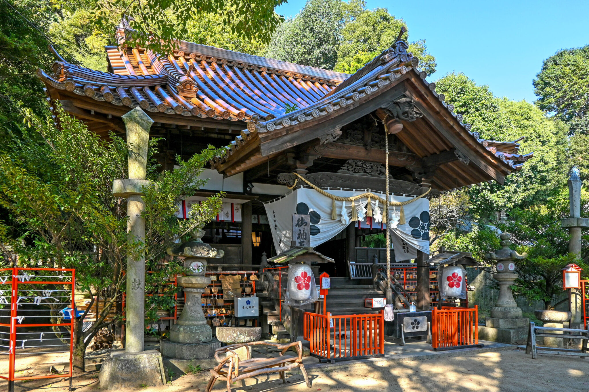 Onomichi Temple Walk - Snow Monkey Resorts