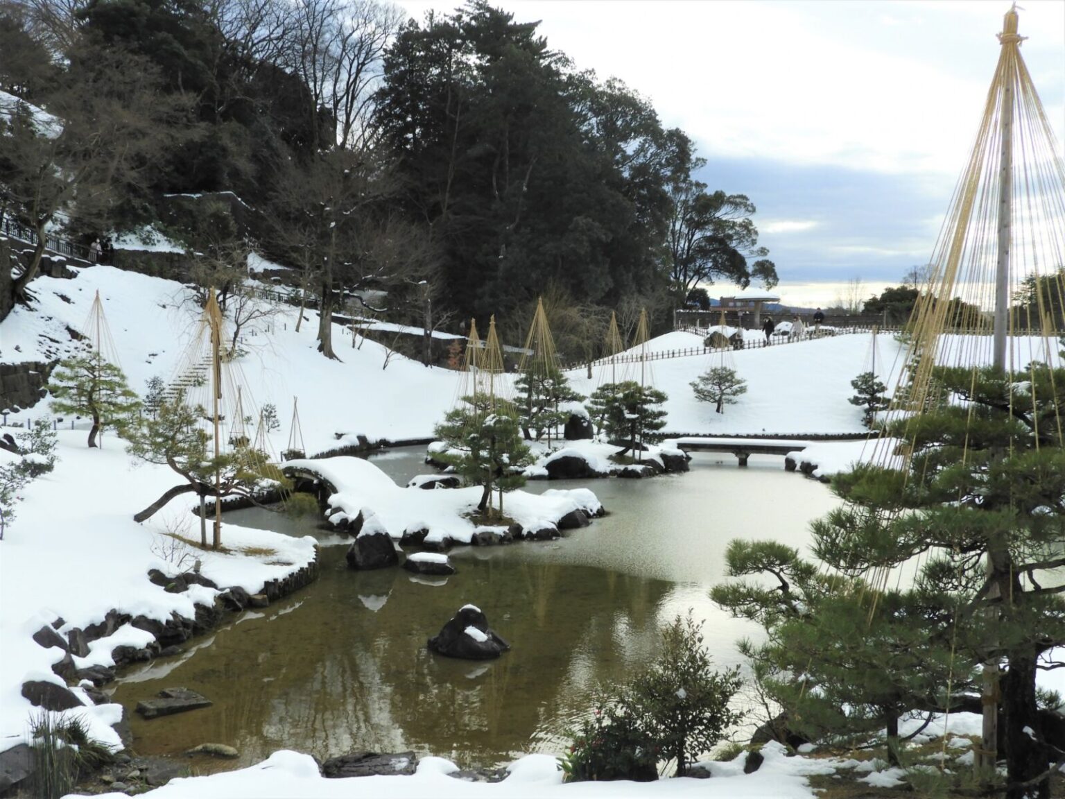 Gyokusen-inmaru Garden - Snow Monkey Resorts