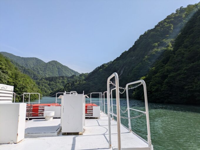 Shogawa River & Cruise - Snow Monkey Resorts