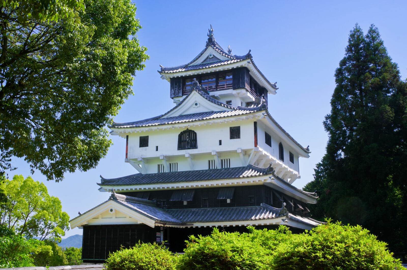 Iwakuni Castle - Snow Monkey Resorts